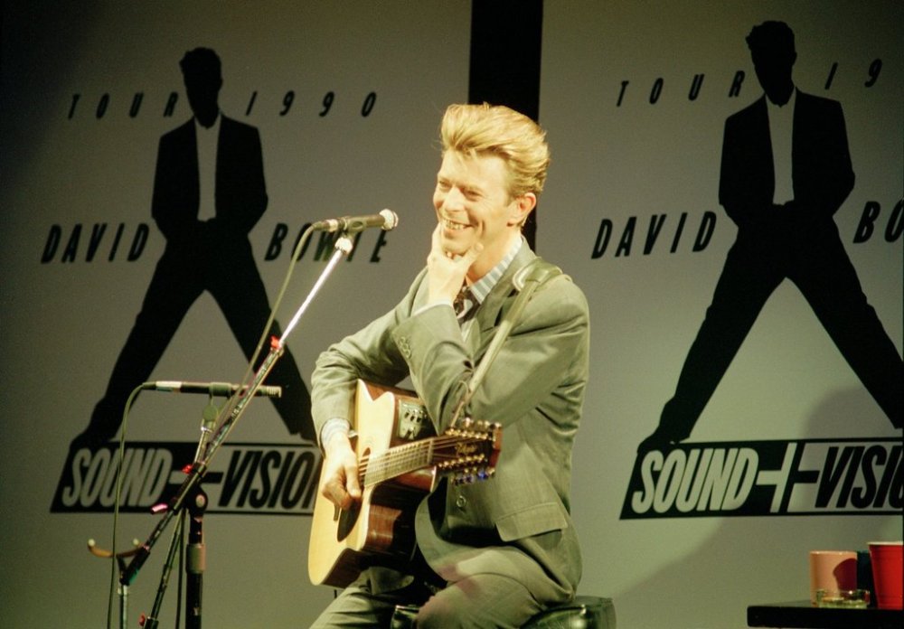 David Bowie’s childhood home in London is set to open to the public ...