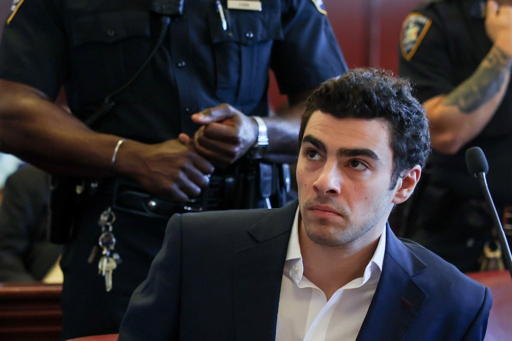 Judge says she’ll hold a limited hearing on seizure of Luigi Mangione’s ...