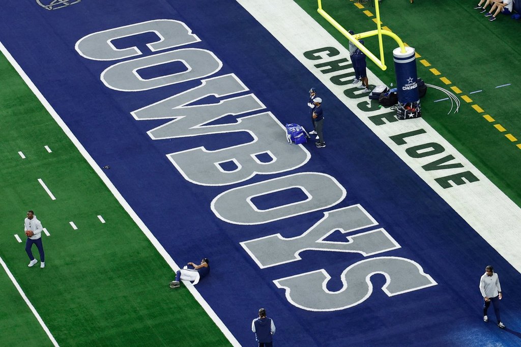 NFL will honor Martin Luther King Jr. with ‘Choose Love’ stenciled in ...