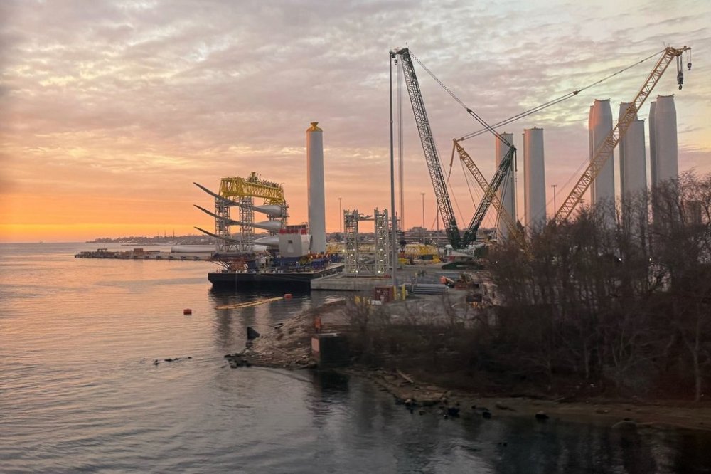 Judge hands offshore wind industry another victory against Trump in ...