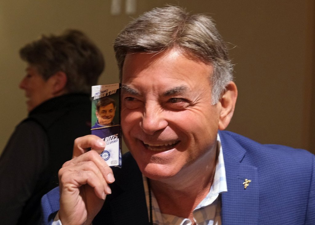 Seattle Mariners broadcaster Rick Rizzs will retire after 2026 season ...