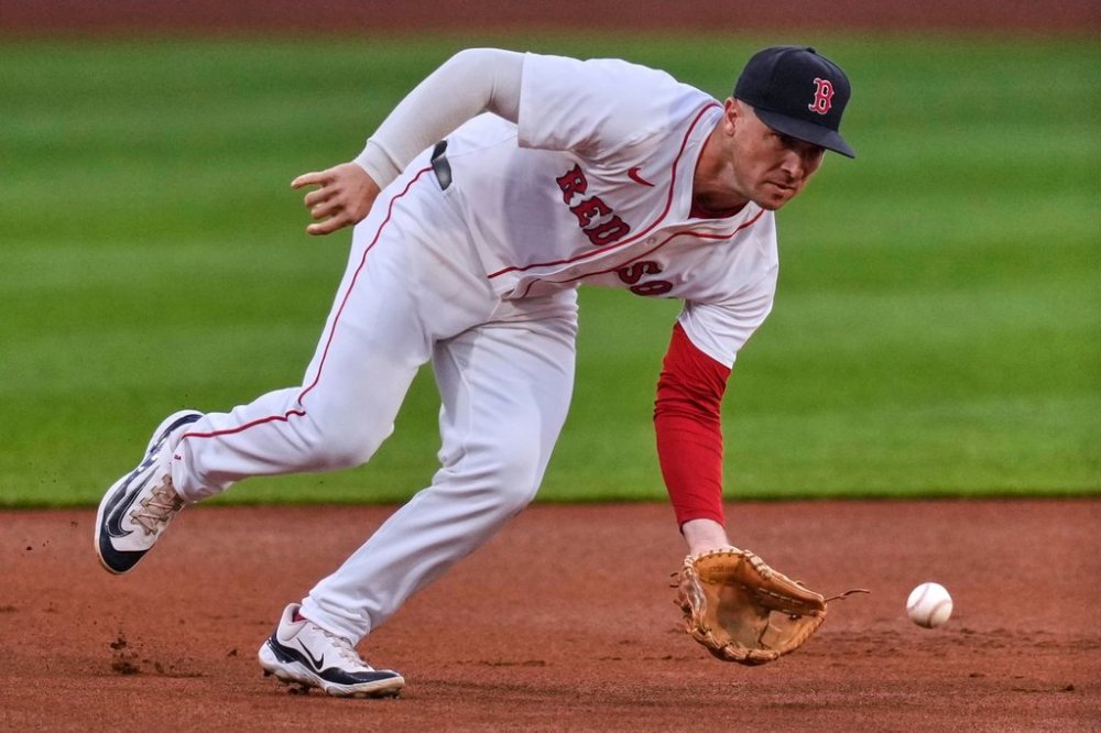 Chicago Cubs finalize contract with All-Star third baseman Alex Bregman ...