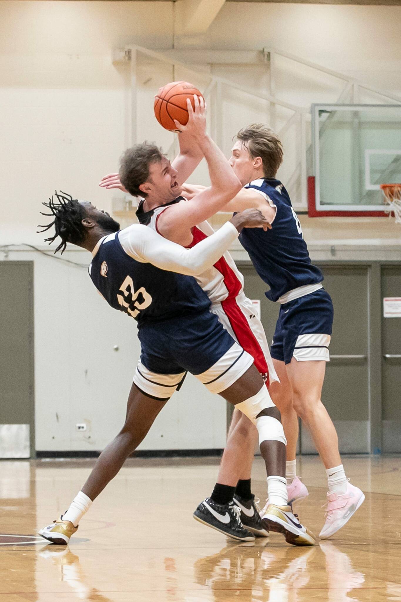 OT heartbreak for Wesmen in Canada West men’s basketball semifinals ...