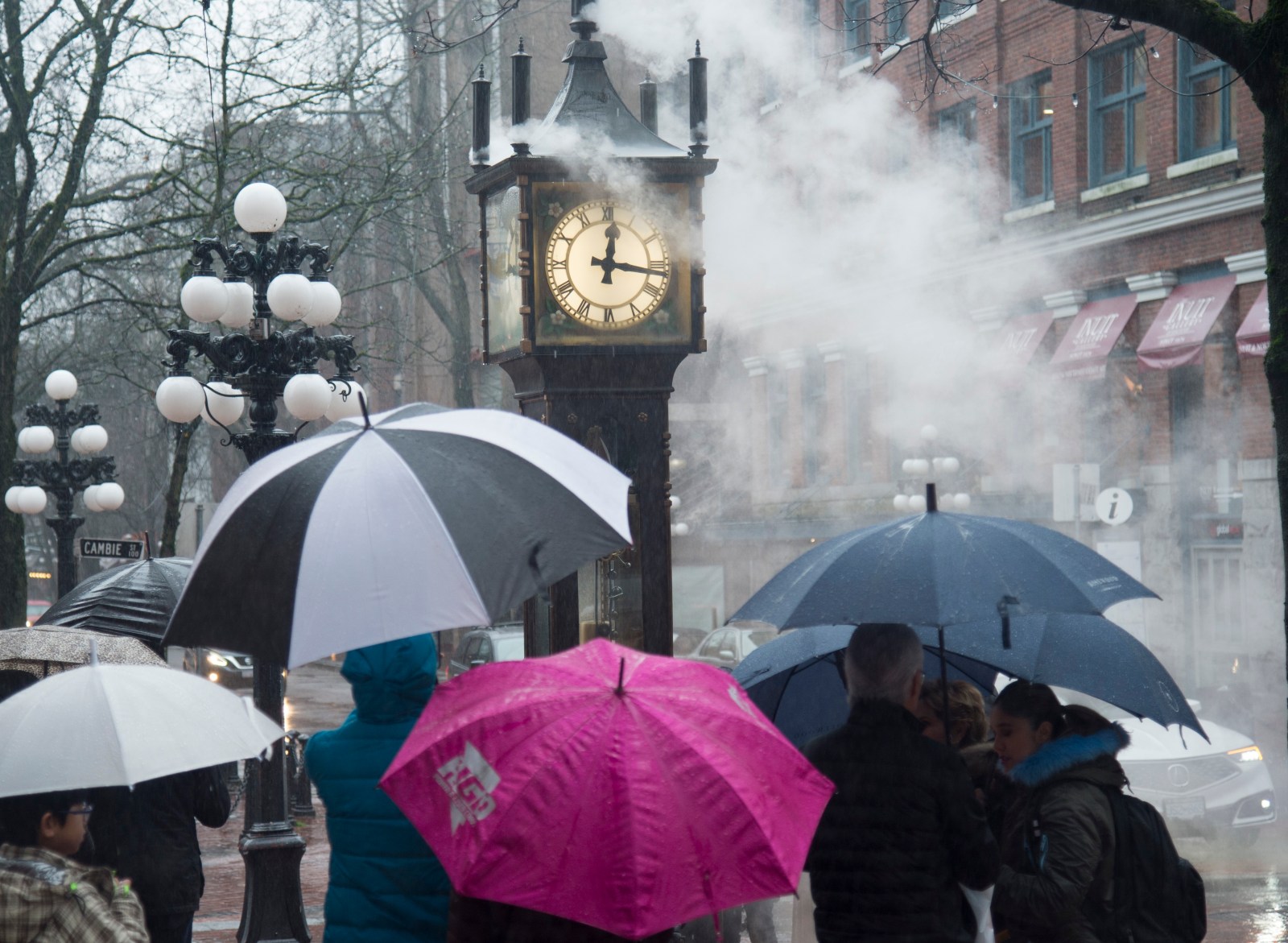 Last spring forward for B.C. as it moves to permanent daylight time ...