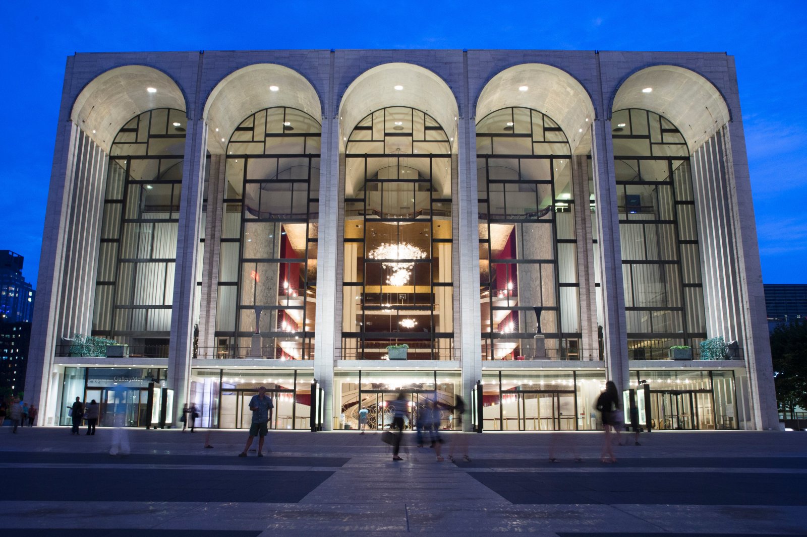 Met Opera’s 2026-27 season has 17 productions, its fewest in at least ...
