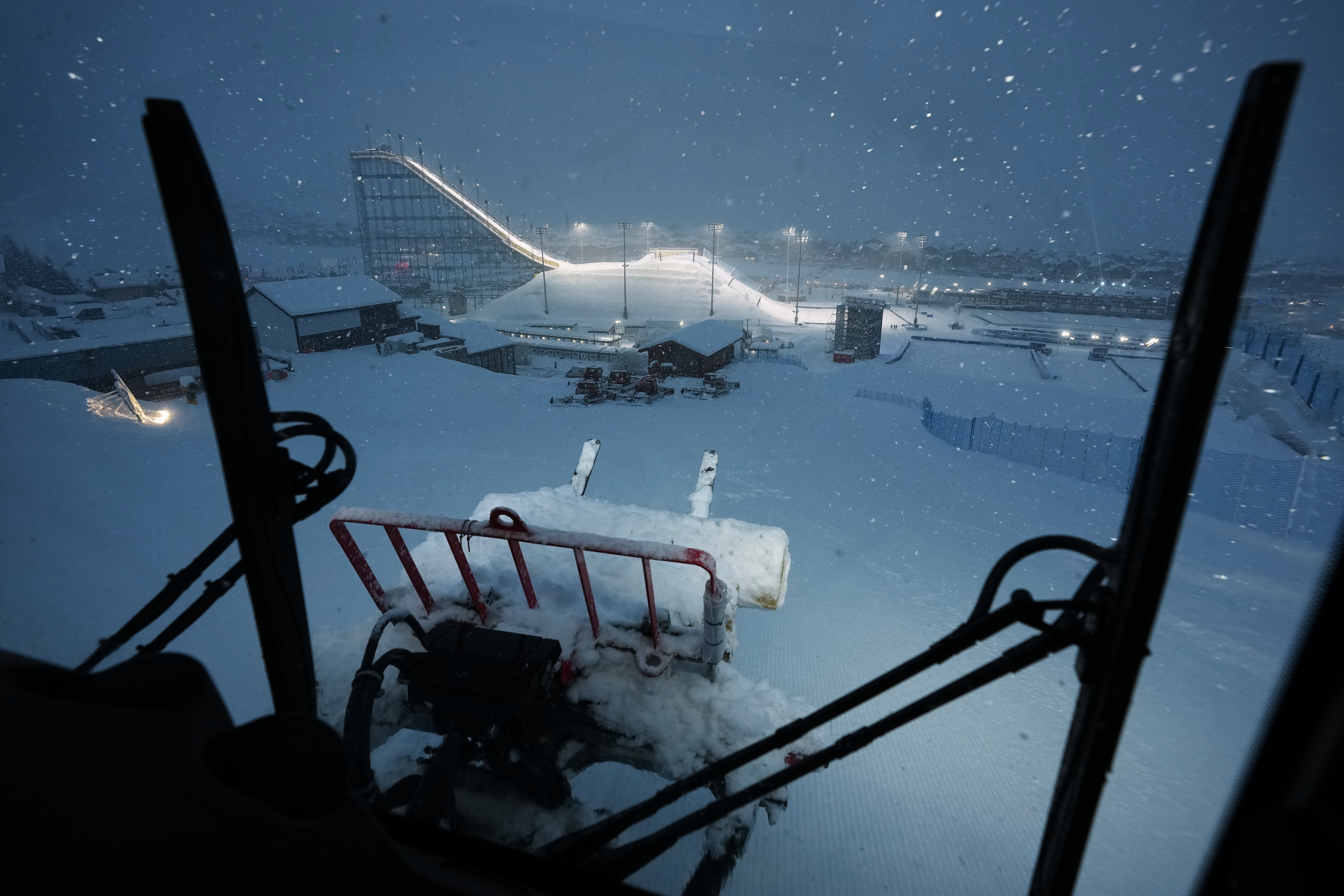 Poor weather forces Olympic organizers to delay women’s freeski ...