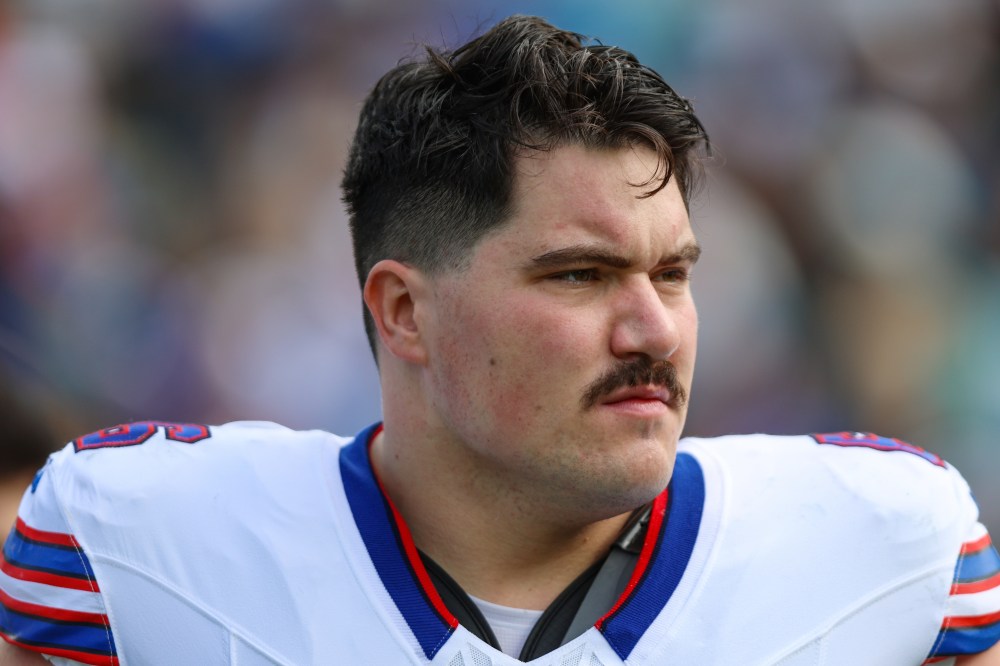 Bills agree to re-sign Connor McGovern to 4-year deal, AP sources say ...