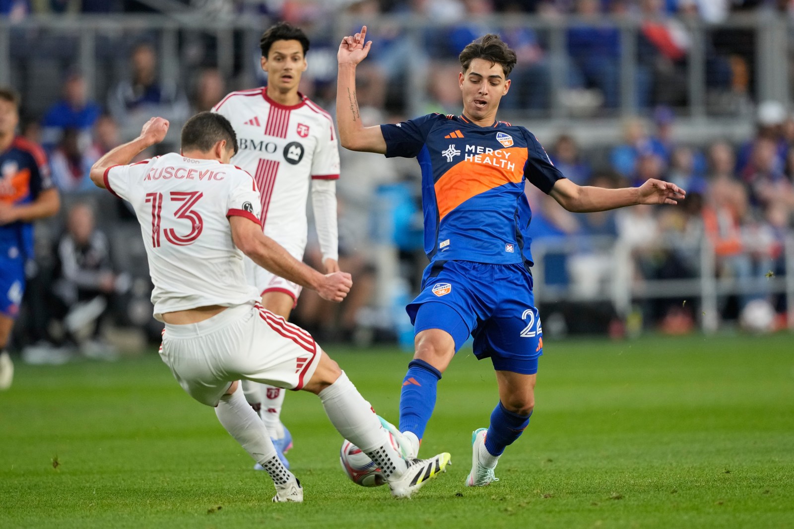 Daniel Salloi scores late and Toronto FC holds on to edge FC Cincinnati ...