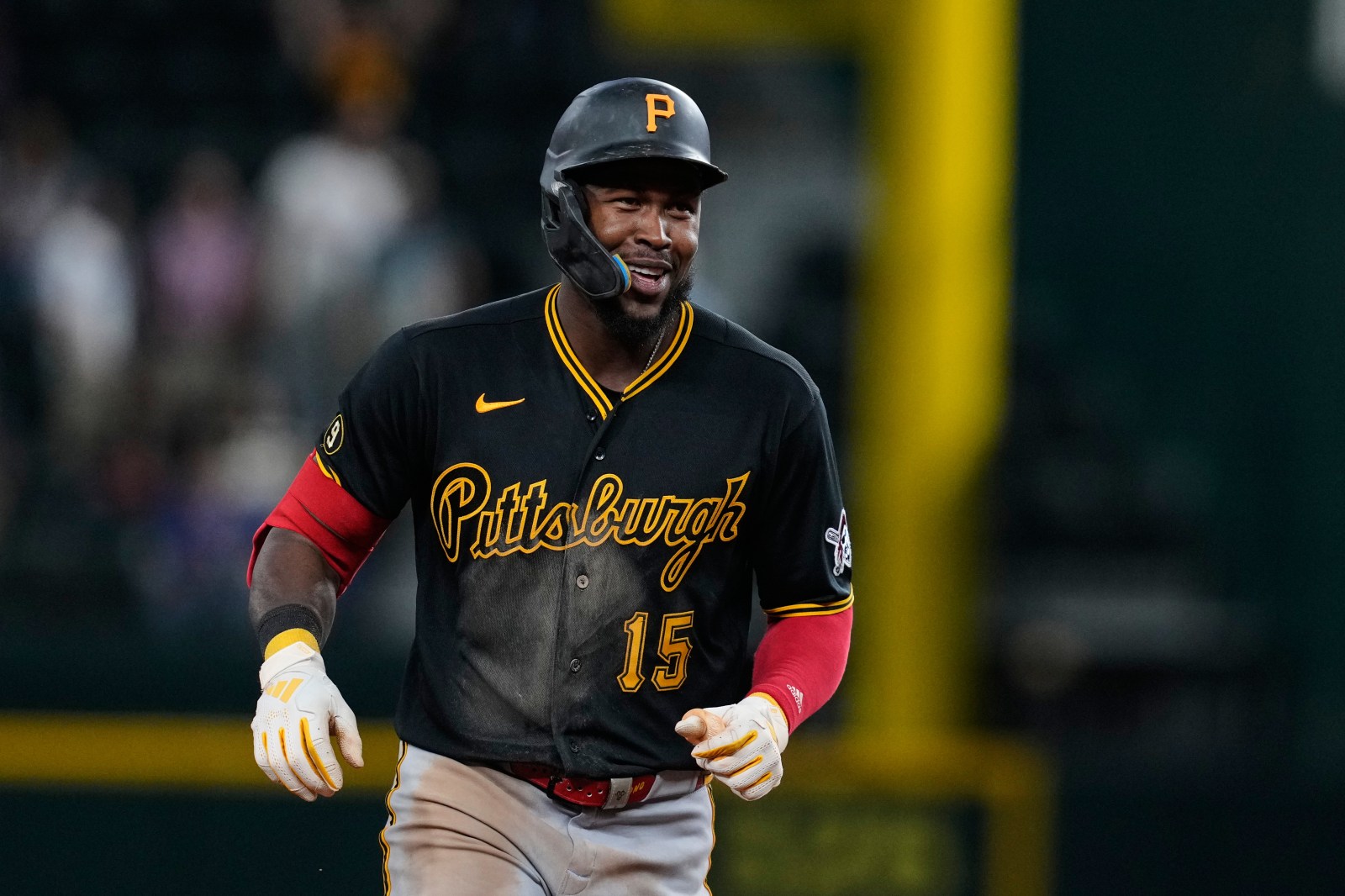 Pirates center fielder Oneil Cruz is late scratch against Cardinals ...