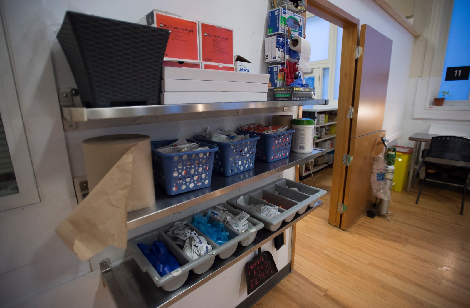Province pauses plan for overdose prevention site in downtown Vancouver ...