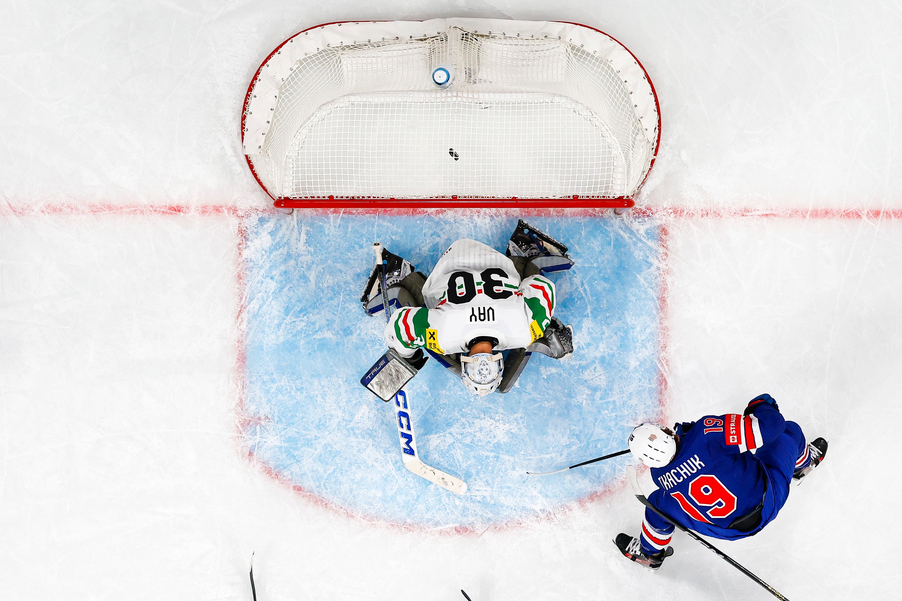 US beats Hungary to stay alive for ice hockey world quarterfinals ...