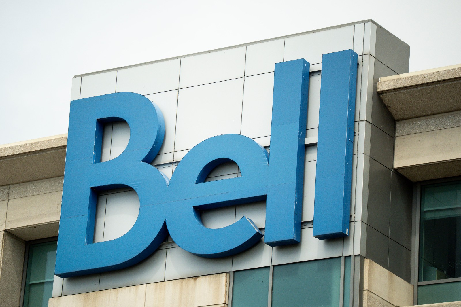 Bell Canada launches home internet backup service for outages ...