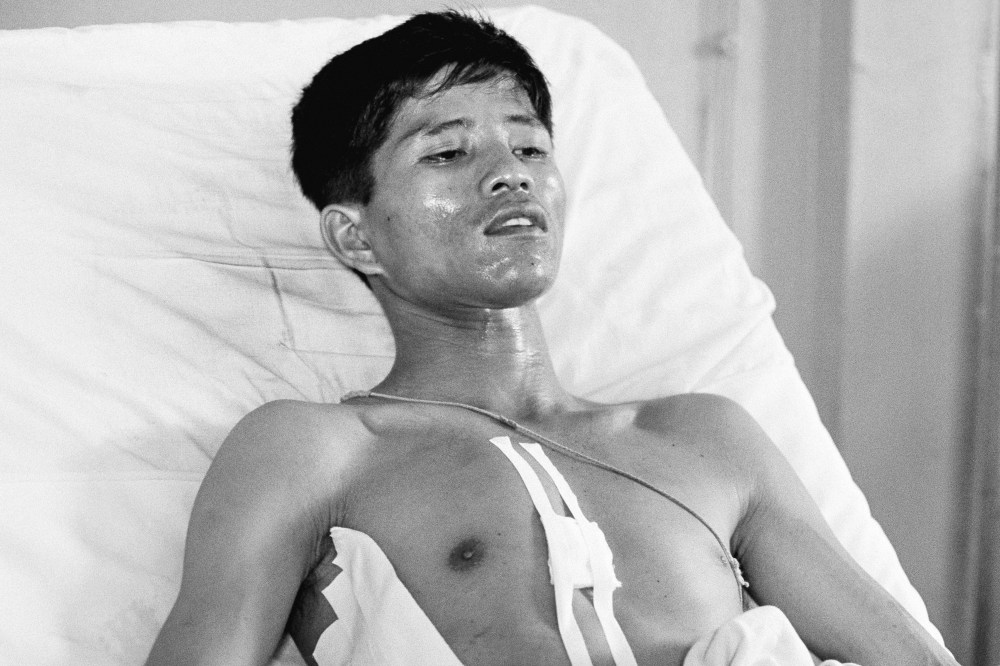 Dang Van Phuoc, AP combat photographer who lost an eye in the Vietnam ...