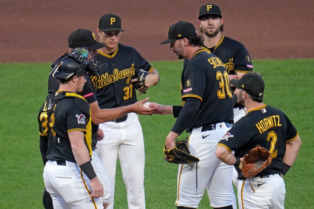 Happ homers again and Skenes loses his 3rd straight start as the Cubs ...