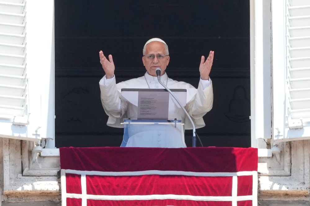 Pope names Mexican-American broadcasting executive to lead Vatican ...