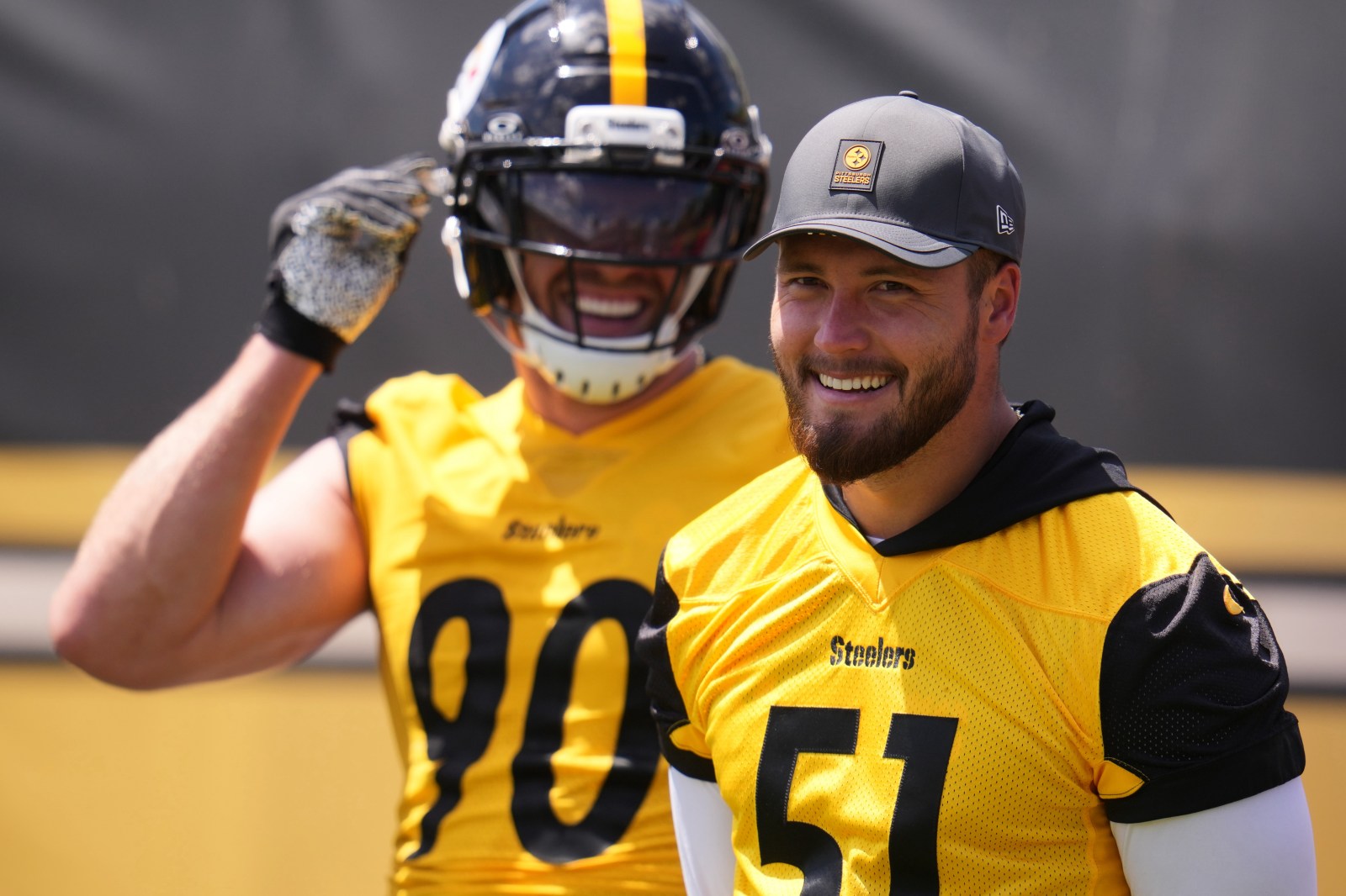 Steelers, linebacker Nick Herbig agree to a four-year extension, AP ...