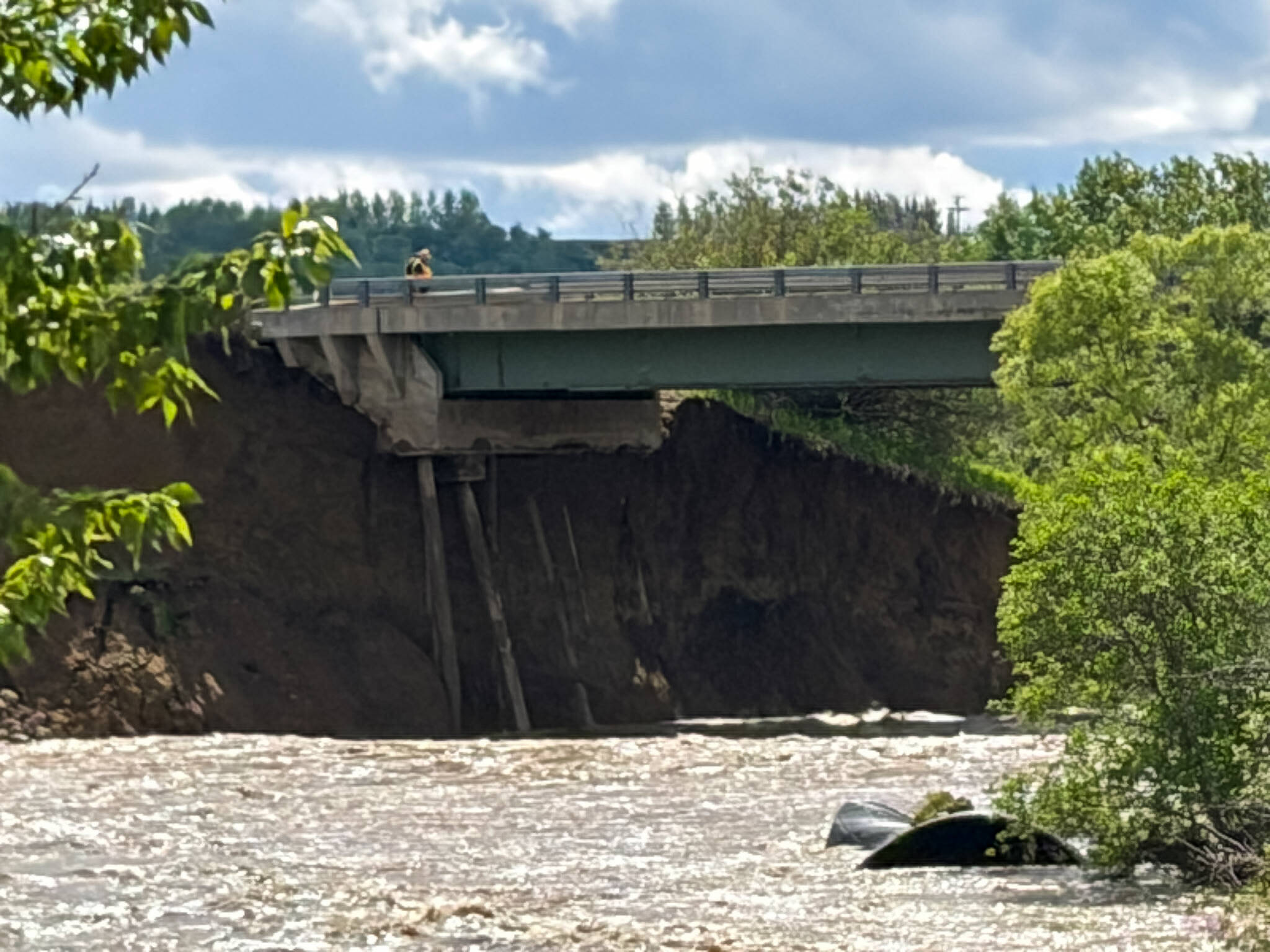 Reeve asks for quick fix to damaged bridge on Highway 83 – Winnipeg ...