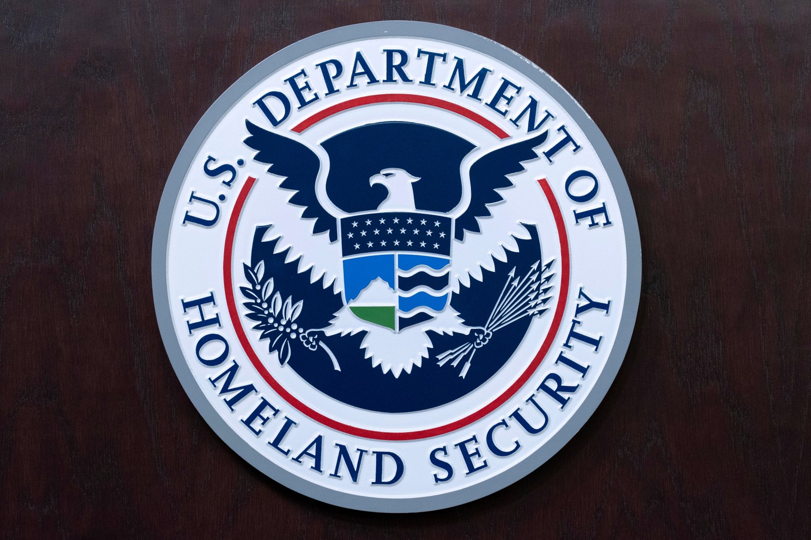 A watchdog report flags security risks in the IRS-ICE taxpayer data ...