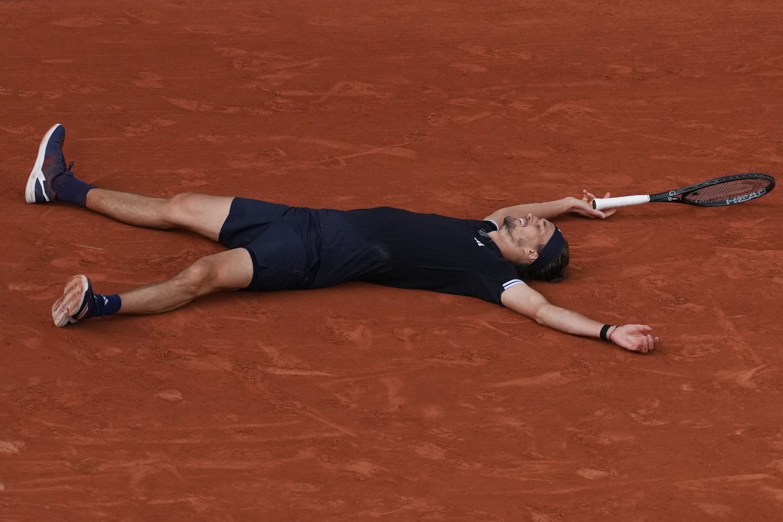 Alexander Zverev’s French Open title receives a muted reception in ...