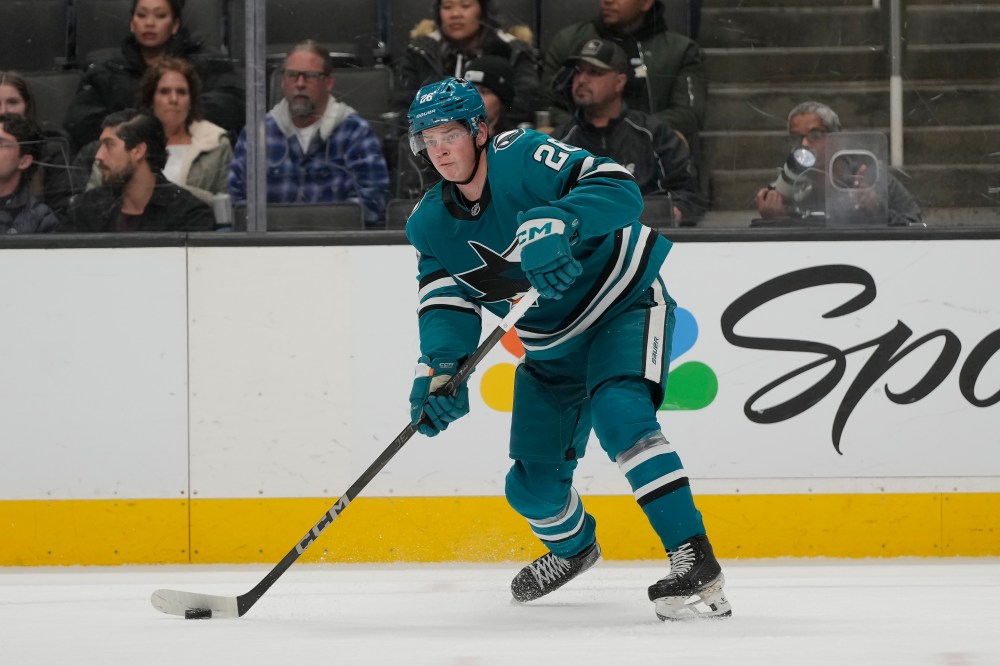 Vancouver Canucks sign defenceman Jack Thompson to one-year deal ...