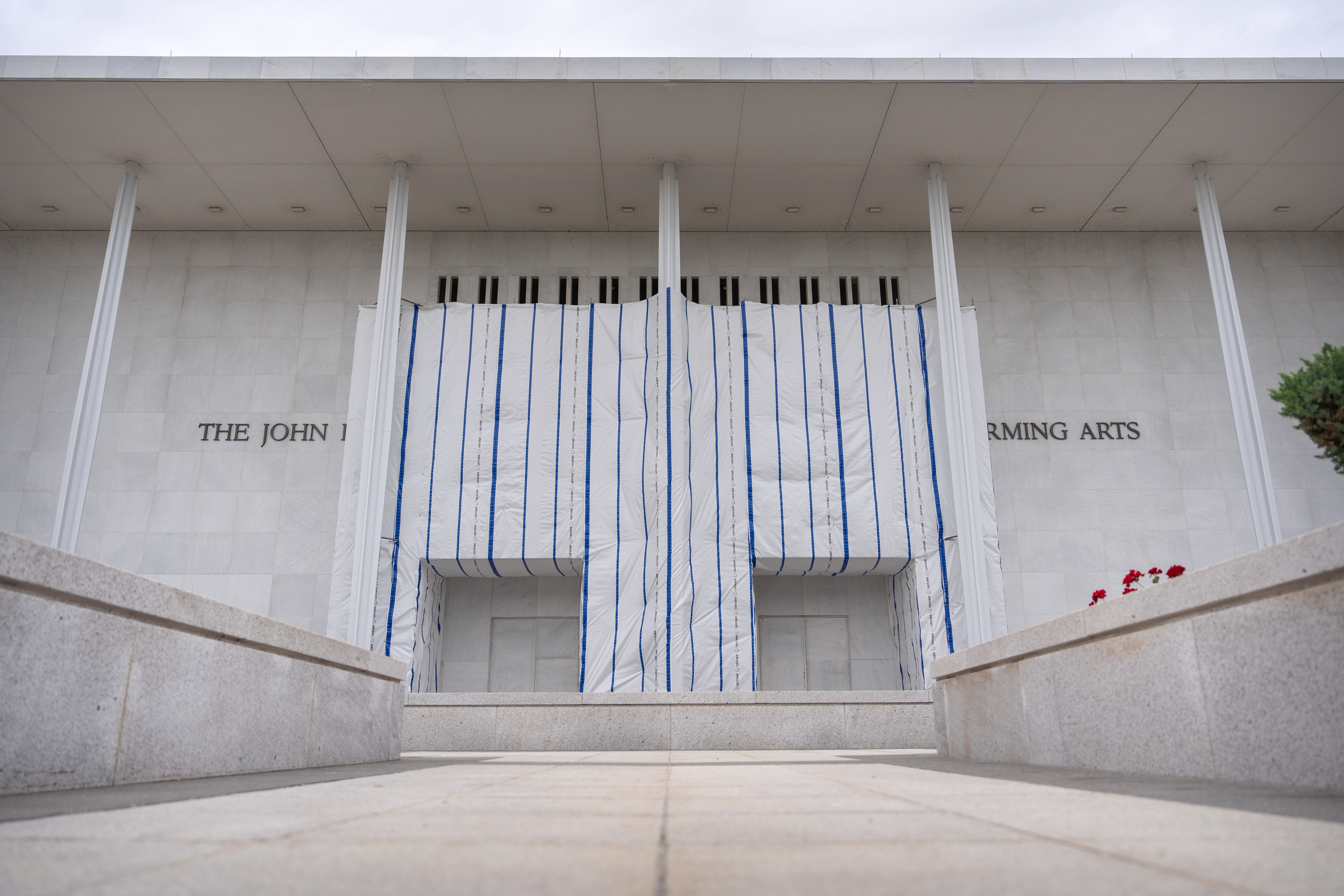 Kennedy Center says it isn’t required to reschedule shows after judge ...